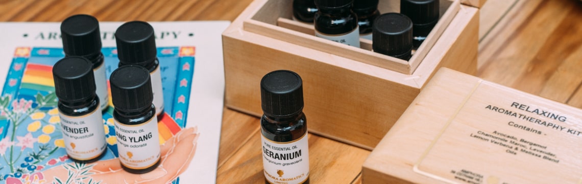 About Us - Amphora Aromatics Ltd – Supplier of pure essential oils and ...